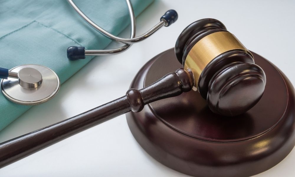 How Nurse Practitioners Can Avoid Malpractice Lawsuits